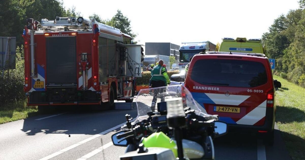 Ernstig ongeval op N35: weg tussen Nijverdal en Wierden volledig ...